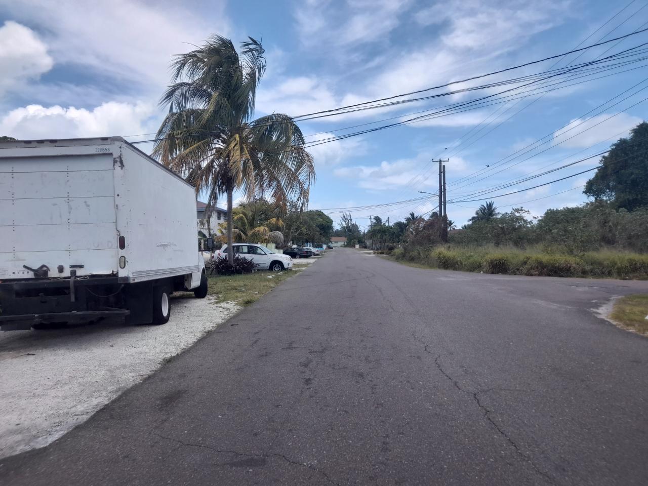 Falcon Crest, Eastern Est - Xposure