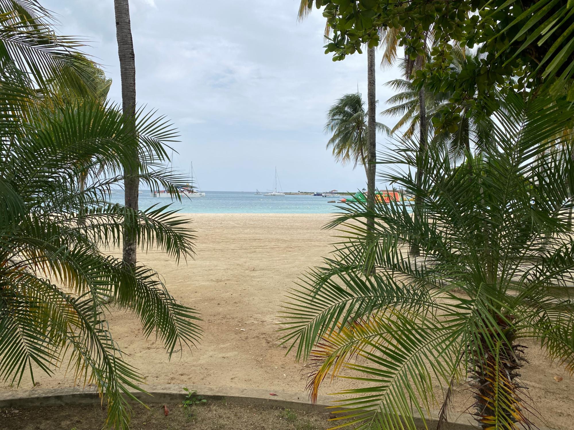 C33-sandcastle Main Street, Ocho Rios - Xposure