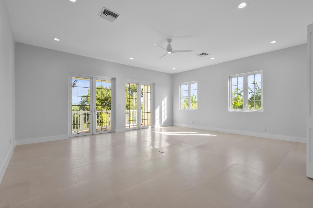 Abaco Hs Skline Corporate Center - Xposure