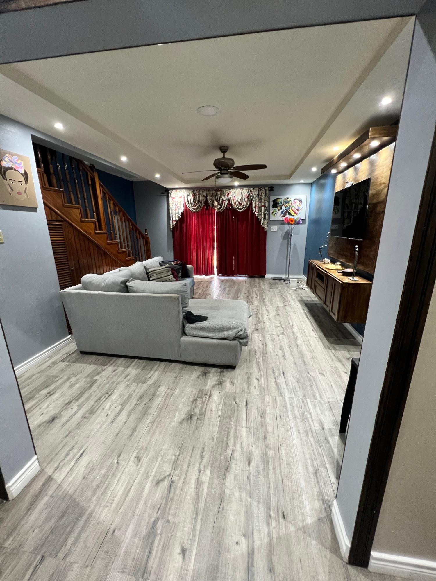 11- Appleton Hall - Xposure