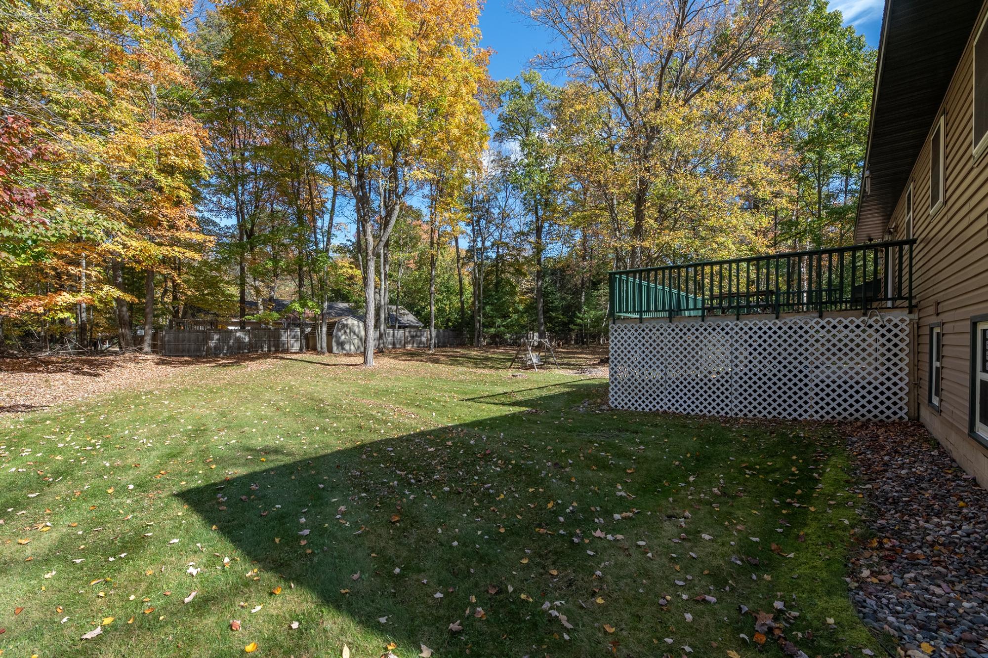 4359 White Pine Loop - Xposure