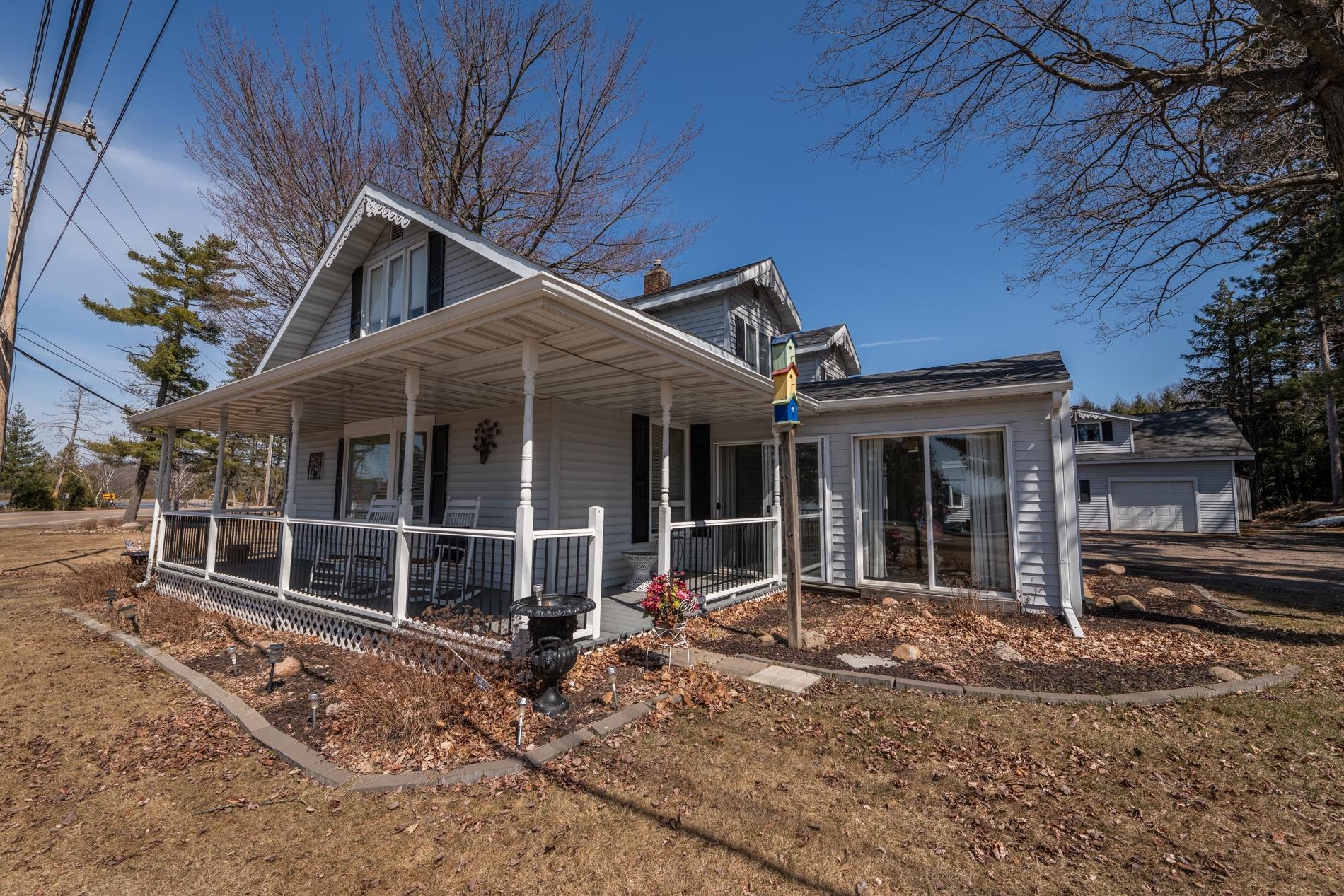 1226 Lake St - Xposure